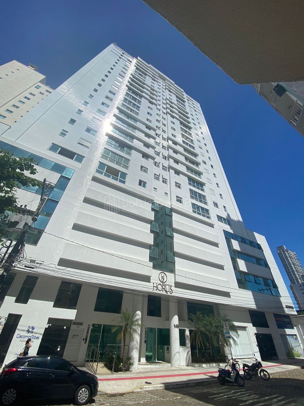 Apartamento no Edifício Horus à Venda em Balneário Camboriú - APARTAMENTO ALTO PADRÃO COM 03 ...