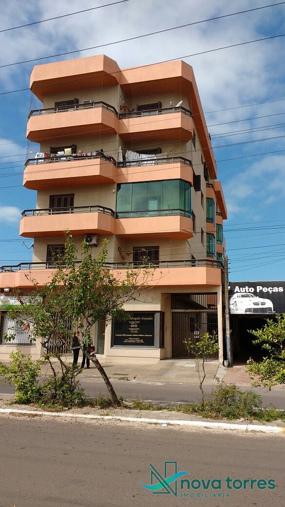 Apartamento no Edifício Costa da Lagoa à Venda em Torres - 2 Dormitórios