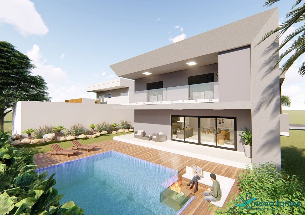 Casa no Ocean Side à Venda em Torres - Tenha a praia no seu quintal